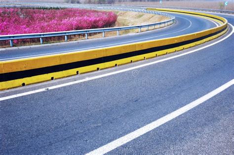 Curve On The Highway Stock Image Image Of Barrier Separator