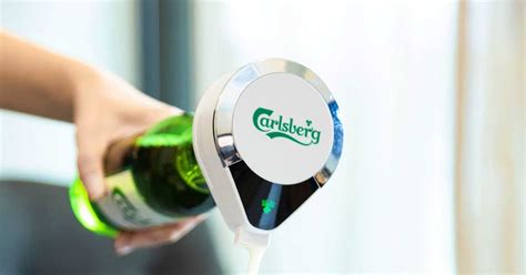 嘉士伯 Carlsberg：買滿40 18換購「限量版嘉士伯打泡神器」一個（28起） Jetso Club 著數俱樂部