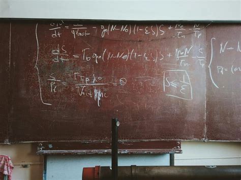 Understanding The Math Behind Linear Regression From Gradient Descent