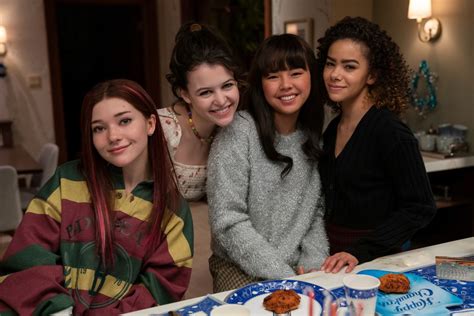 Ginny And Georgia Season 3 Everything We Know So Far Parade