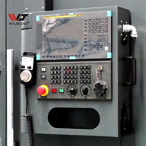 중국 금속 가공 Cnc 터닝 머신 Cnc 기계 가격표로 만든 Tck700 선반