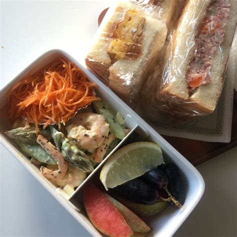 コンビーフポテサラサンド NY風レモン添え よ だし巻き玉子サンド 京都の喫茶店風 よ アスパラエビパプリカマッシュルーム