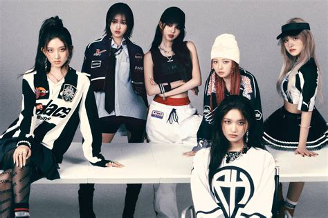 Pin By Aki On Ive Korean Music Baddies Photoshoot Concept