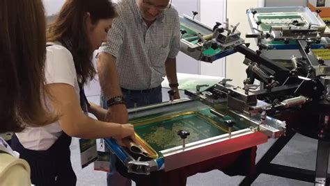 6 색 6 스테이션 회전 수동 회전 목마 티셔츠 디지털 실크 스크린 인쇄 기계 스크린 프린터 Buy 실크 스크린 프린터티셔츠 인쇄 프레스 기계회전 목마 스크린 인쇄