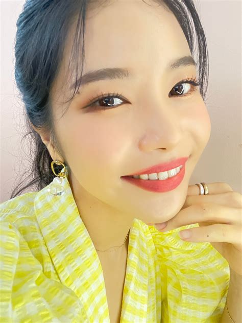 Mamamoo Twitter Update With Solar In A While At 9pmkst On Jtbc