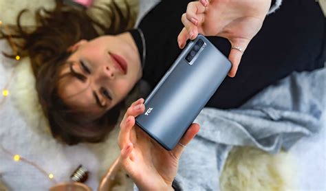 TCL Bolsters Range With Four Camera Phone For Just Under Pickr