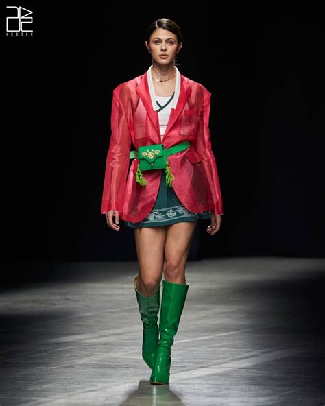 2023 밀라노 패션위크에 나온 한복 브랜드 인스티즈instiz 인티포털 카테고리