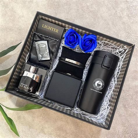 ۱۰ مدل باکس کادو تولد پسرانه بهترین باکس هدیه برای تولد مرد