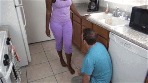 Lazy Cook Gets Mouth Full Of Imani Seductions Ebony Feet Hd Clip