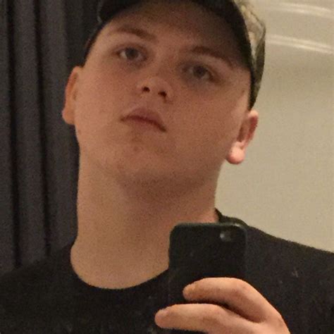 Cody Payne Somecat123 Snapchat Stories Spotlight And Lenses