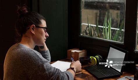 计算机算法专业有哪些 计算机专业的研究生研究方向有哪些 源码巴士