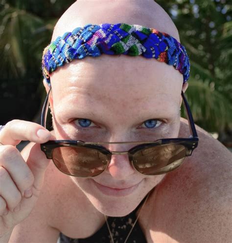 Hairdare Womenshair Shorthair Short Bald Shaved Shavedhead