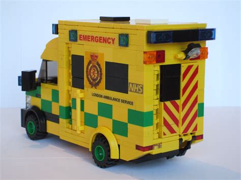 LEGO IDEAS UK Ambulance