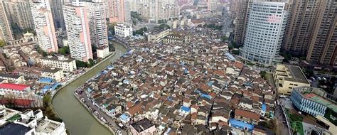 10大新地块启动旧改，上海这些老破小会迎来二次升值吗？ “十三五”以来，上海体量最大旧改项目——东余杭路（一期）地块，仅用了三个月完成了征收