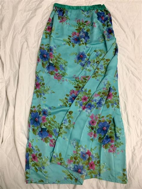 Baju Kurung Satin Kerawang Women S Fashion Muslimah Fashion Baju