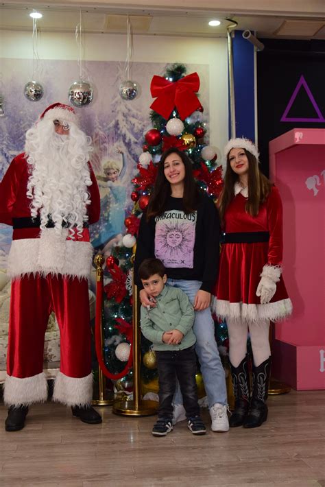 სადღესასწაულო ცენტრი დისნეი Disney Gori