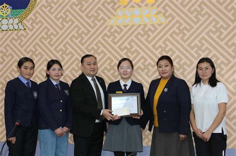 🌳🌷💐 2 р цогцолбор сургууль Увс Улсын тэргүүний сургууль