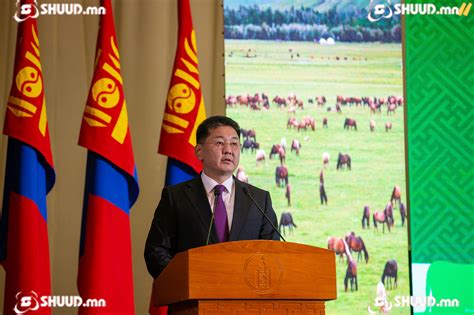 У Хүрэлсүх Хөрс хүнс хүн гурав хүйн холбоотой