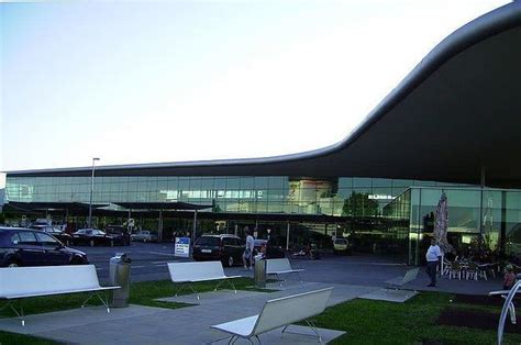 Woman Stopped At Airport Security Carrying Her Husband S Intestines Complex