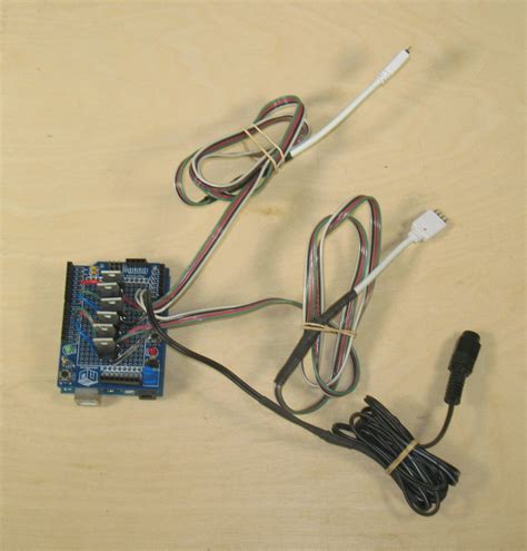 Arduino Controlled Led Strip Holiday Lighting 3 Steps Instructables