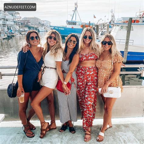 Alexa Albanese Feet Aznudefeet