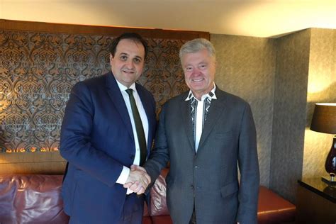 Петро Порошенко У наступному році нас Україну і багатьох наших