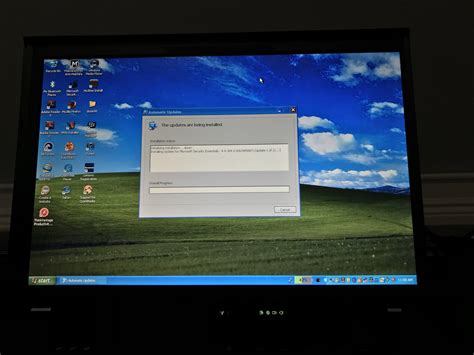 POV You Find An Old Computer And It Needs To Update R Windowsxp