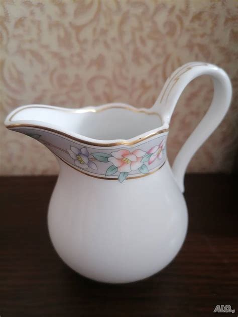 Каничка за мляко Съдове Сервизи Прибори Русе Продавам каничка за мляко от реномиран