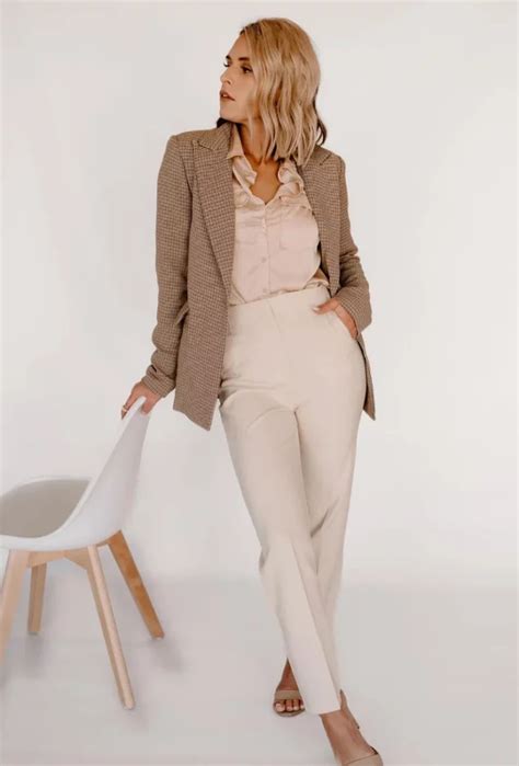 31 Classy Lawyer Outfit Ideas For A Polished And Powerful Look