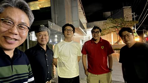 종은 어제 오랜만에 국밥연대가 모였습니다 서로의 안부를 물으며 이야기하다 보니 6월의 마지막 날 2025년 상반기를 마무리하는 날이었습니다 느리게 흐르는 시간이