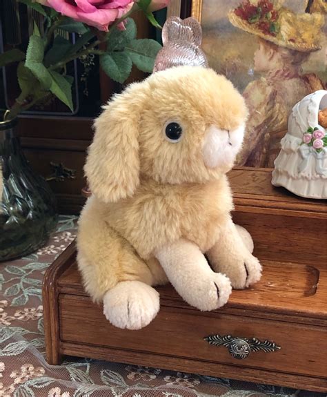 일본 빈티지 토끼인형 버터색감 아기버니💛 콜리 Colley