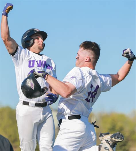 College Baseball Uw Whitewater Completes Conference Tournament Victory