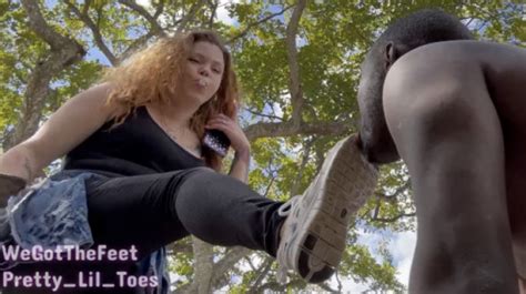 Wegotthefeet Public Face Spitting Vol 25 Fv Manyvids