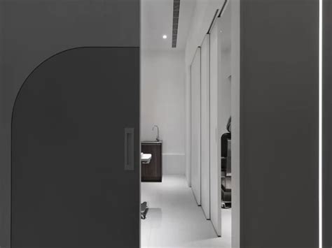 Perfect Vision Eye Clinic 精湛眼科診所 白內障手術 角膜塑型片 近視雷射 黃斑部病變 兒童近視