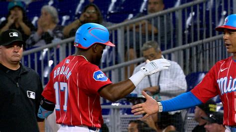 Vidal Brujáns Rbi Single 07062024 Miami Marlins