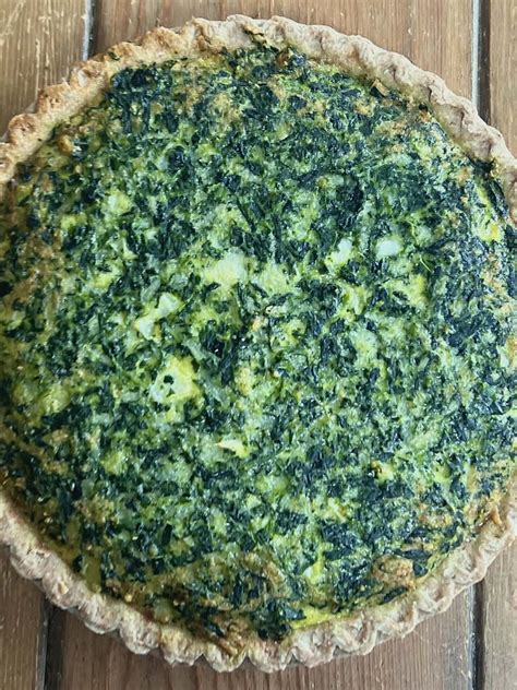 Easy Spinach Swiss Quiche With Frozen Pie Crust Mangia With Michele