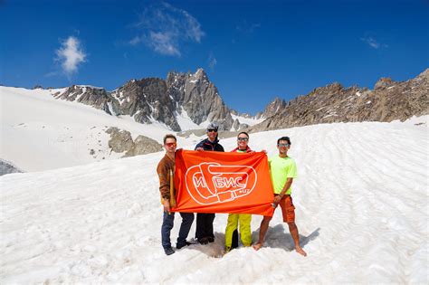 8000 Club 9 июня это уже скоро Друзья мы встречаемся наконец Причина и повод