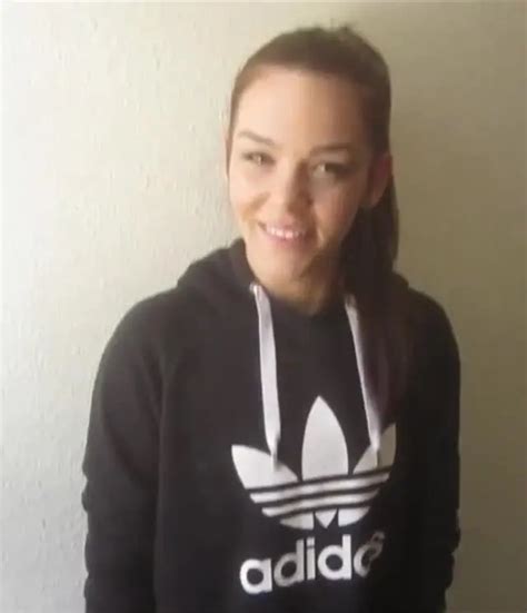 Kimber Woods Is All In Scrolller