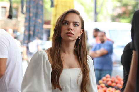 Kendi Düşen Ağlamaz Come What May Season 1 Episode 2 Summary Photos Trailers Dizilah