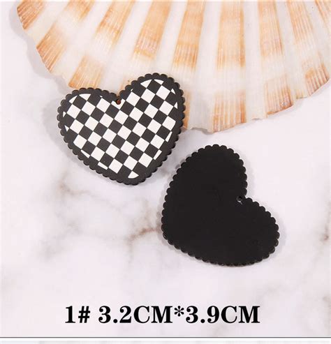 Badu Bg 4бр Акрилни талисмани с черно сърце Аксесоари за бижута Квадратна обеца Компоненти за