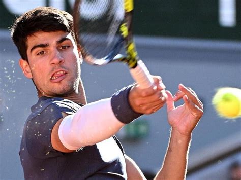 Español Carlos Alcaraz A Su Primera Final Del Roland Garros