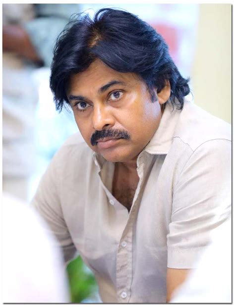 Pawan Kalyan is yet to dub for BRO | cinejosh.com