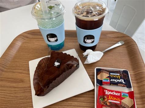 양양 동호해변카페 비 오는 날☔️ 찾은 내 스타일 양양 감성 카페 바다지기공방카페 네이버 블로그