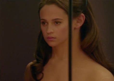 Ex Machinas Ava Getting A Human Body Scene Is The Gayest Of The Year VIDEO