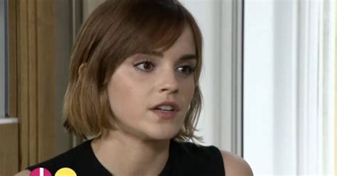 Watch Embarrassed Emma Watson S Reaction When TV Interview Is Awkwardly Interrupted On ITV S