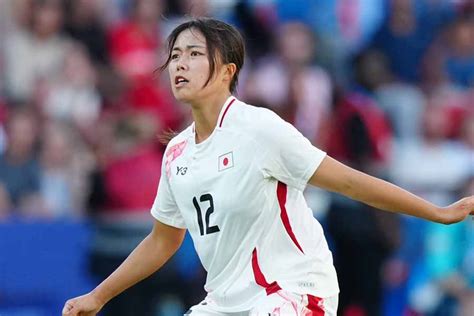 スーパー弾で話題のなでしこ19歳逸材2年前に決めた 35mロング弾 に驚き凄すぎるミドル フットボールゾーン
