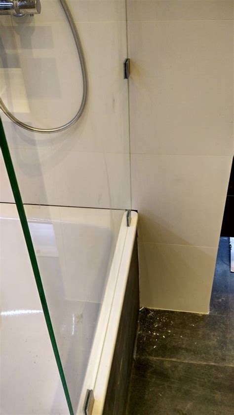 Стеклянная перегородка на ванную Стекло для производства перегородки использовали 8мм