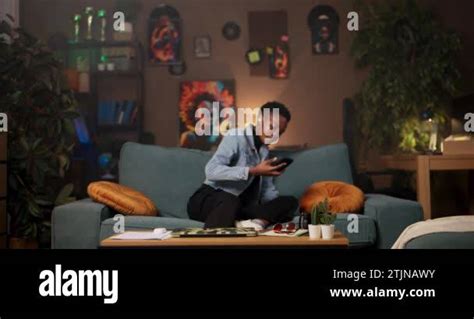 Facilitating Interpretation Stock Videos And Footage Hd And 4k Video Clips Alamy