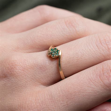 Emerald And Diamond Ring 010ctw 002ct Sz 675
