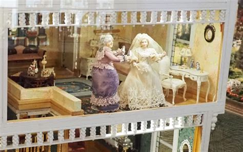 An Amazing Miniature World Daily Encouragement